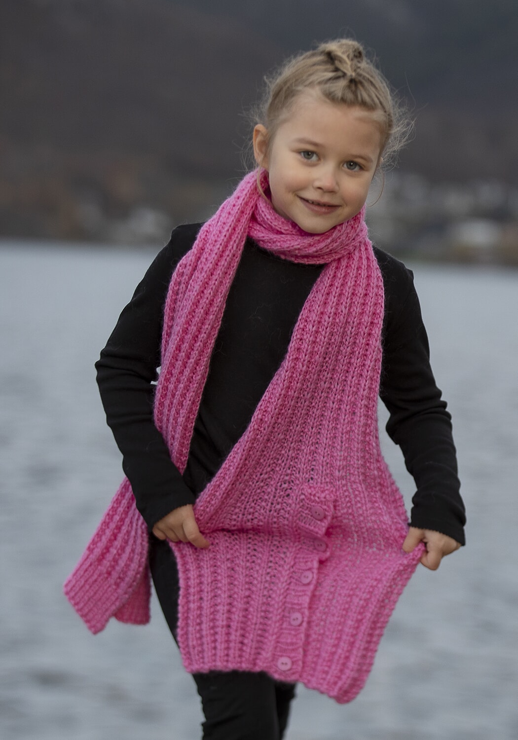 2034-8b Sørland-skjerf Rosa - Viking Garn