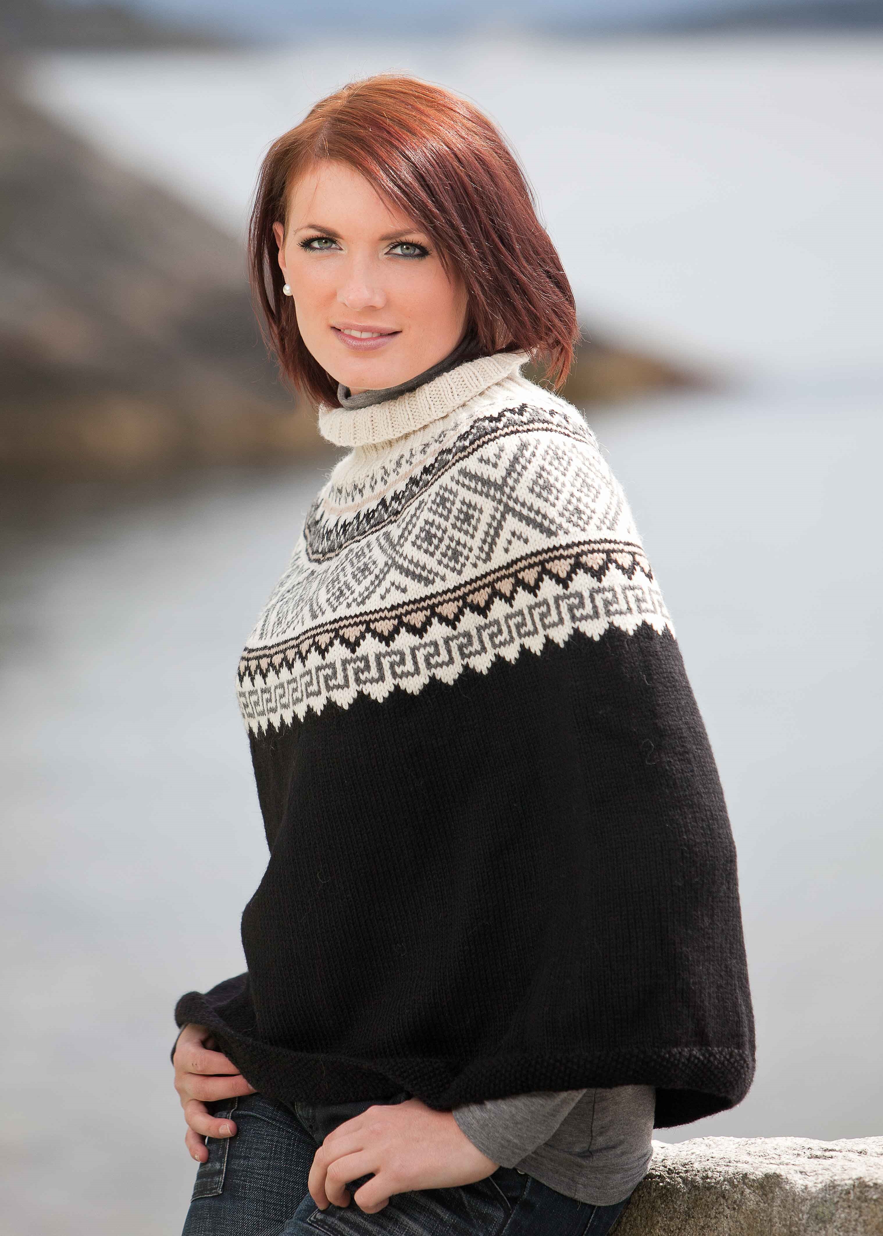 1108-3 Poncho - Viking Garn
