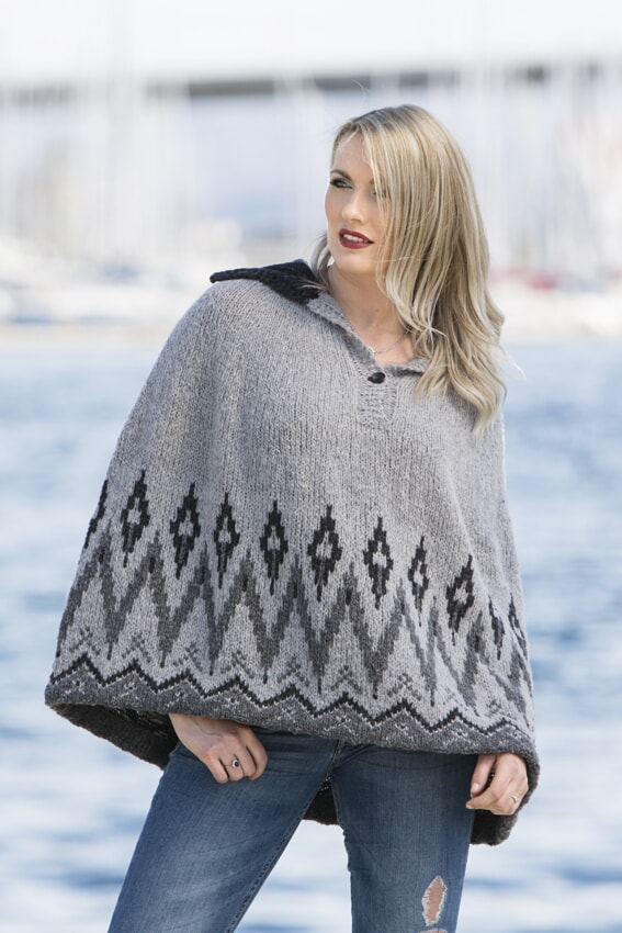 1507-3 Poncho og lue - Viking Garn