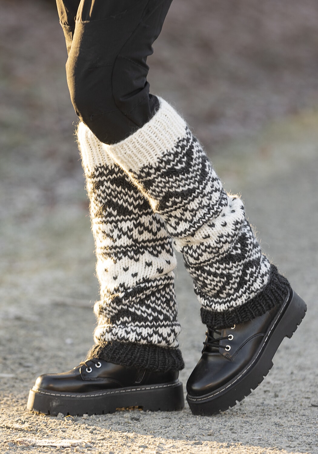 k-2404-04 "Setesdal"-leggvarmere, Gyro - Viking Garn